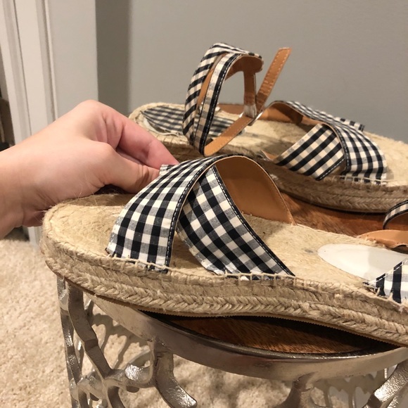 Cracker Barrel | Shoes | Plaid Sandals | Poshmark